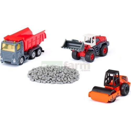SIKU 6329 - Road Construction 3 Vehicle Set with Accessories